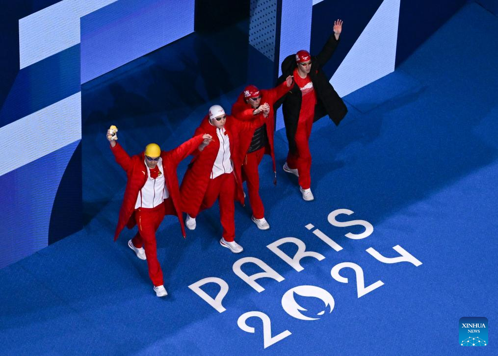 China gana oro en relevos 4x100 metros estilos masculino en Juegos Olímpicos de París | Spanish ...